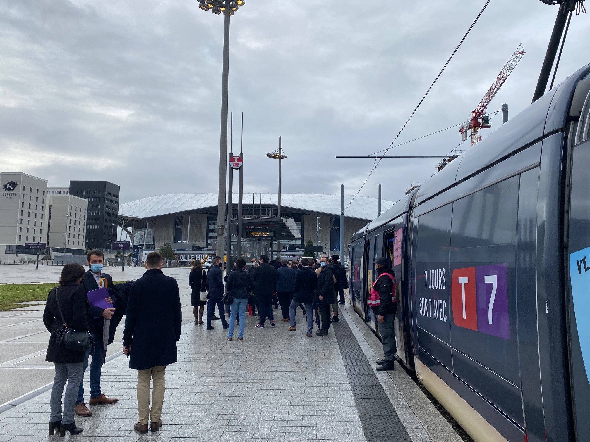 Inauguration de la nouvelle ligne de tramway T7 à Lyon - CeRyX Trafic ...